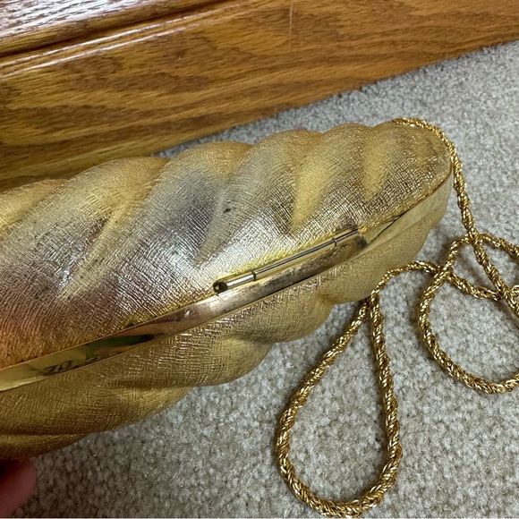 Walborg | Bags | Vintage Walborg Hard Metal Horn Gold Purse Bag Unusual ...